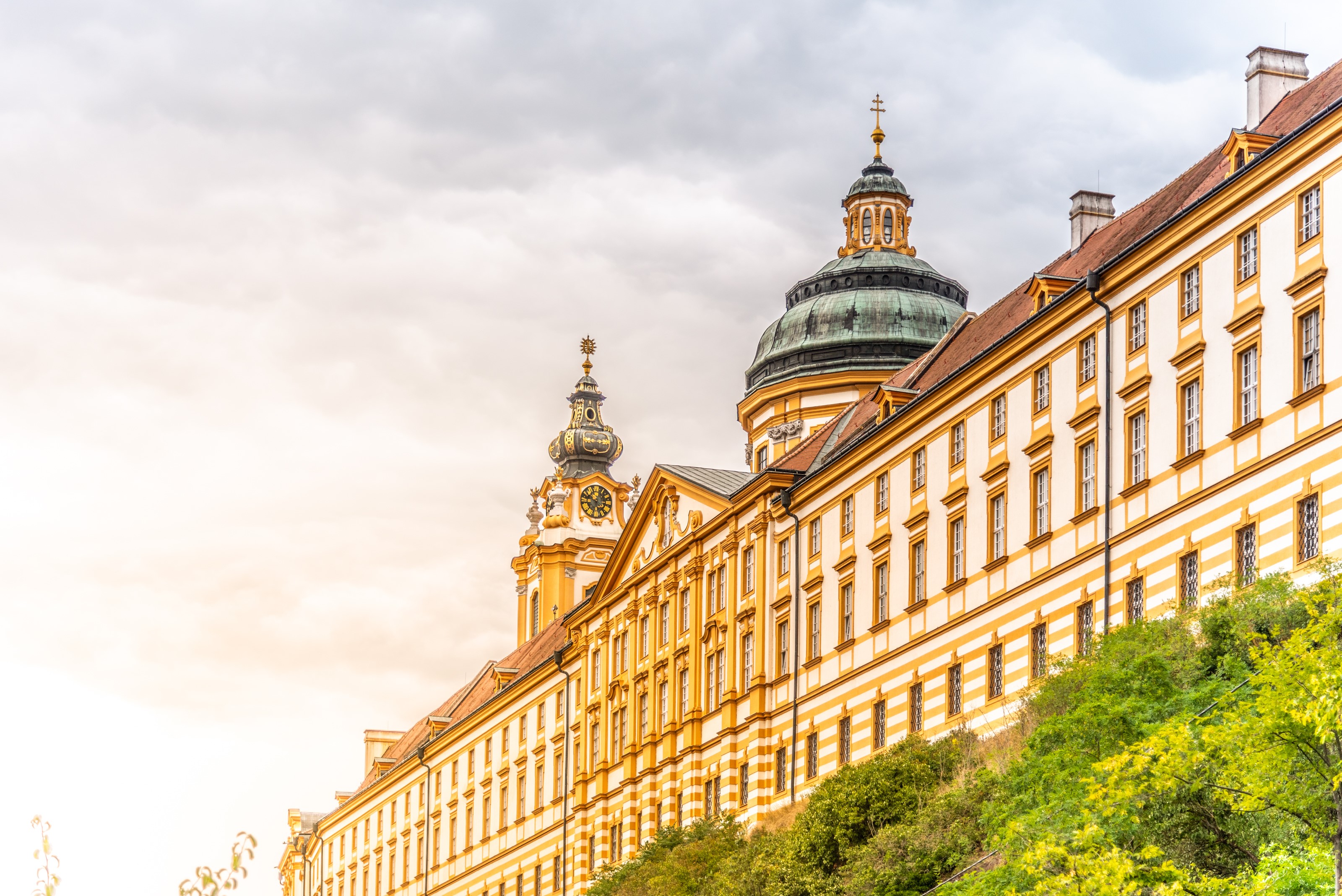 Abt em. Georg Wilfinger übergibt Vorsitz der NÖ Äbtekonferenz | Stift Melk